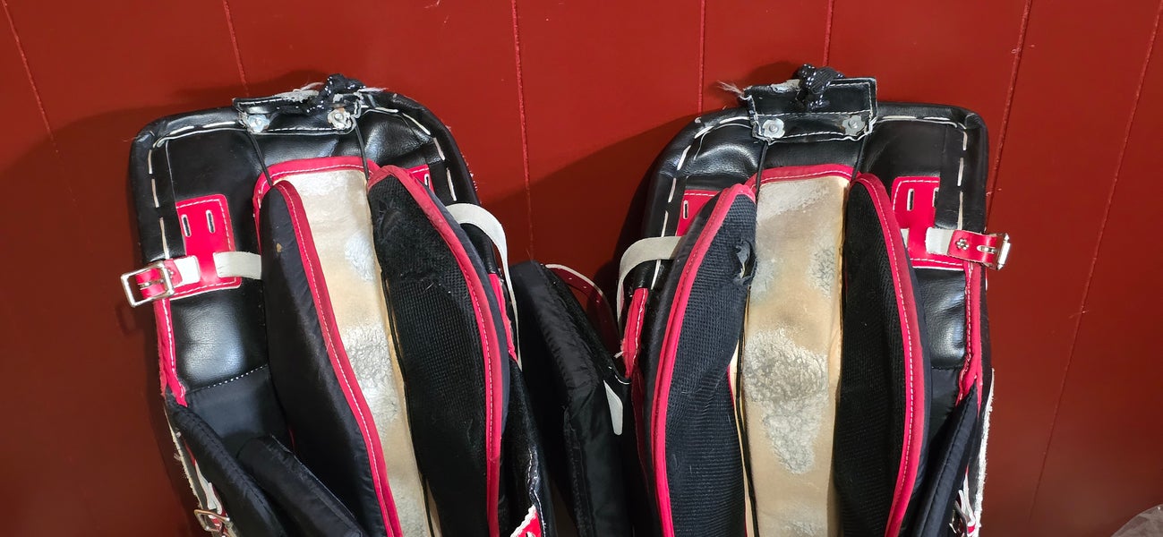 Battram goalie full set | SidelineSwap | Buy and Sell on SidelineSwap