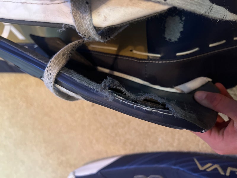 Navy, Metallic Gold, And White Bauer Hyperlite 2 | SidelineSwap | Buy ...