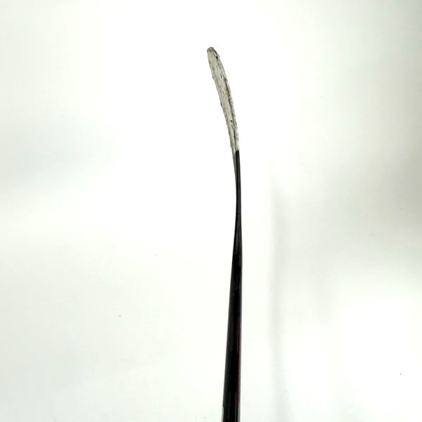 Used Right Red Bauer Vapor Hyperlite 2 | 55 Flex P92M Curve Grip | R388 ...
