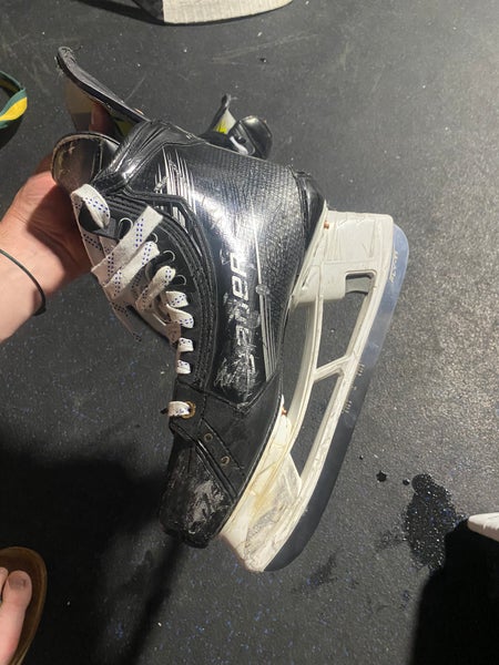 Bauer hyper 2 lite skates | SidelineSwap | Buy and Sell on SidelineSwap