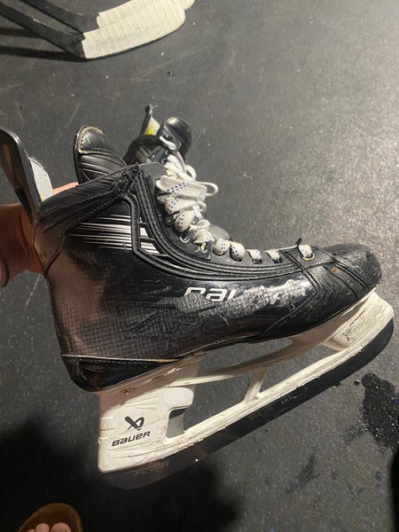 Bauer hyper 2 lite skates | SidelineSwap | Buy and Sell on SidelineSwap