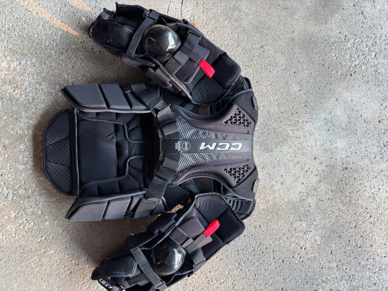 Ccm eflex 7 chest protector | SidelineSwap | Buy and Sell on SidelineSwap