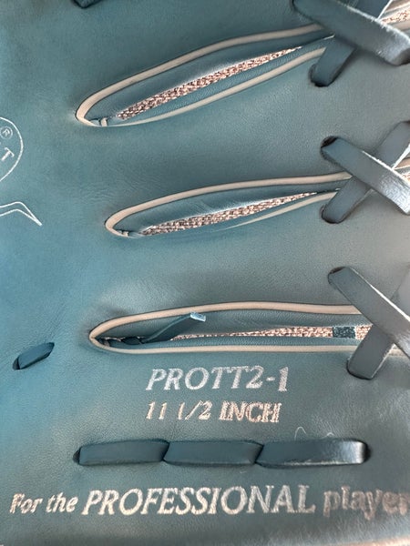 11.5 Rawlings TT2 Brand NEW Kansas City Royals color | SidelineSwap | Buy and Sell on SidelineSwap