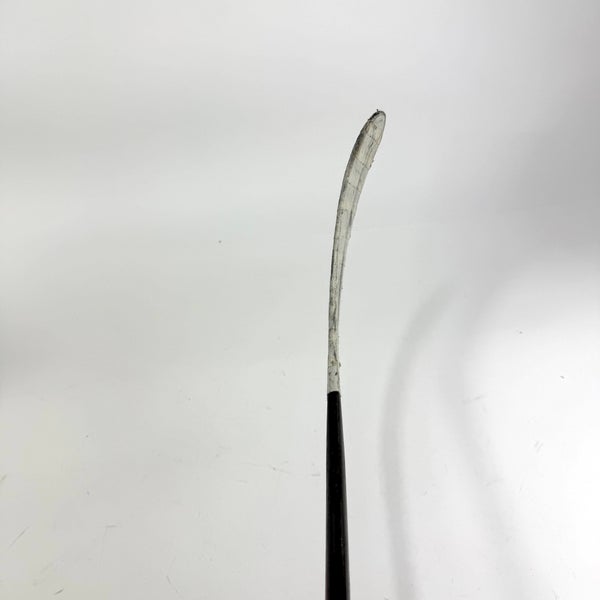 Repaired Left Red Bauer Vapor Hyperlite 2 | 77 Flex P28 Curve Grip ...