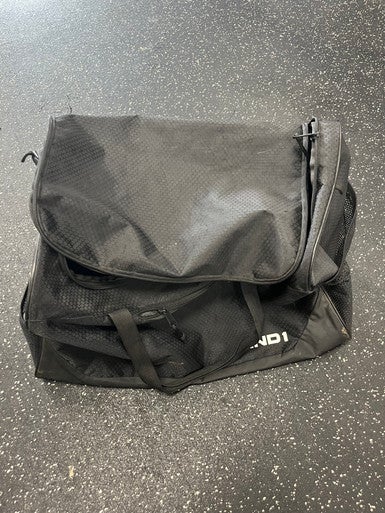 Used AND1 DUFFLE BAG SMALL BB/SB Player Carry Bag Black 11849 ...