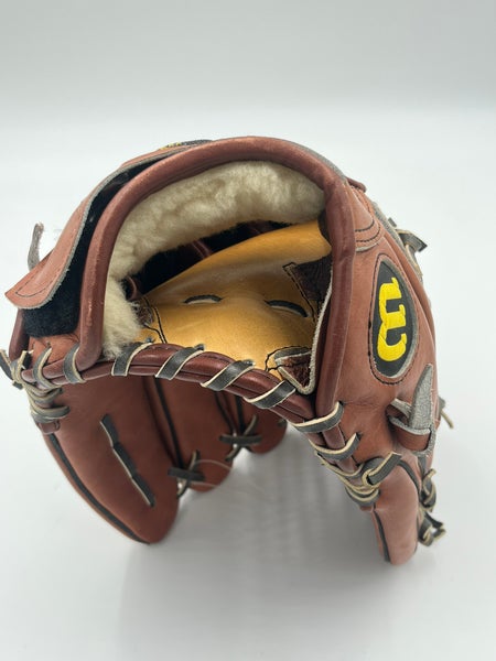 Wilson Conform The A1940 12.5 outfield baseball glove | SidelineSwap ...