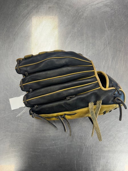 44 Pro RH 44 Baseball Glove 12.5" (Used) | SidelineSwap | Buy and Sell ...