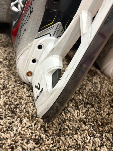 Bauer Vapor Hyperlite 2 Hockey Skates Wide Width- 8 1/4 | SidelineSwap ...