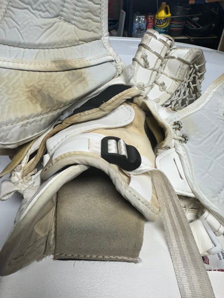 Used Simmons Pro Stock Matrix Goalie Leg Pads 34+2 with 997 Pro Series ...