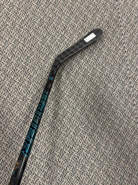 Bauer Twitch 40 Flex P92 Curve right hand stick | SidelineSwap | Buy ...