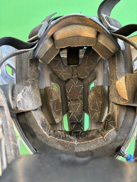 Intermediate Rawlings Velo 2.0 Catcher's Mask w/ Visor | SidelineSwap ...
