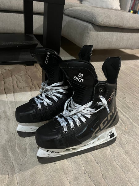 2025 CCM JetSpeed FT6 Pro Hockey Skates ALL BLACK Regular Width Custom ...