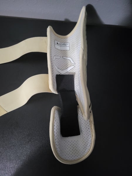 Senior EvoShield Leg Guard Shin Guards (Used) | SidelineSwap | Buy and ...
