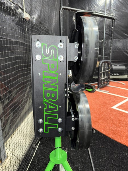 Spin ball Wizard 2 Wheel Pitching Machine & Baseball/Softball Auto ...