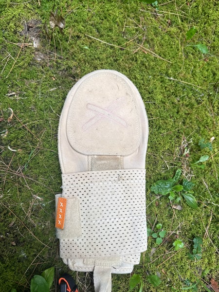 Strawberry aria sliding mit | SidelineSwap | Buy and Sell on SidelineSwap