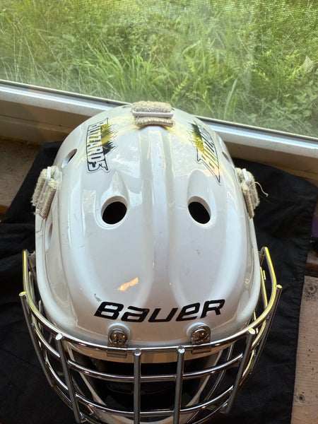 Bauer 930 goalie mask - HECC 2030 | SidelineSwap | Buy and Sell on ...