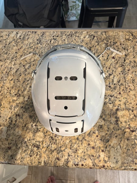 Schutt F7 Helmet With Ropo-Dw NB Pro Face mask (WILL NEGOTIATE ...