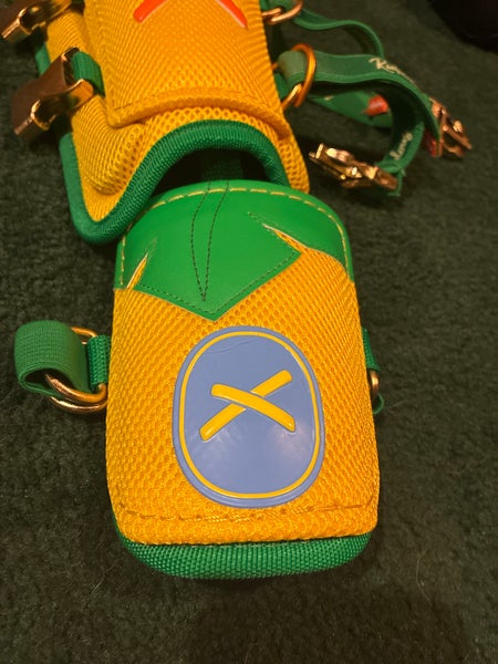 ARIA Banana Leg Guard | SidelineSwap | Buy and Sell on SidelineSwap