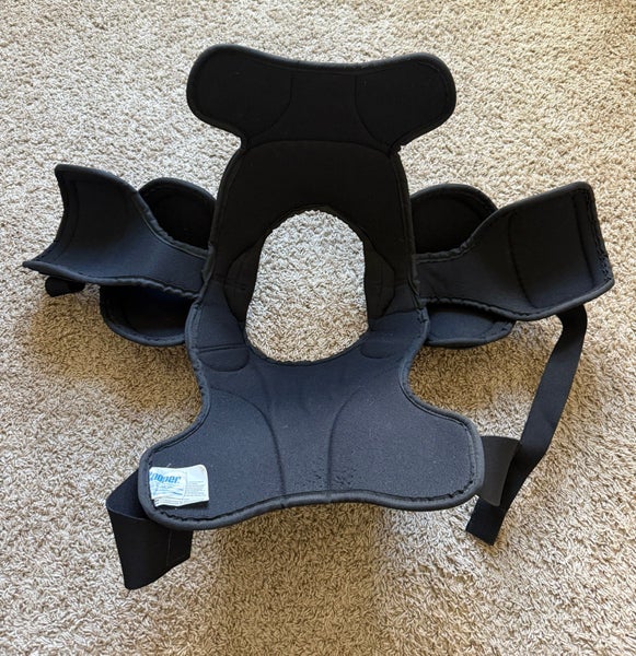 Cooper SP800 Hockey Shoulder Pads | SidelineSwap | Buy and Sell on ...
