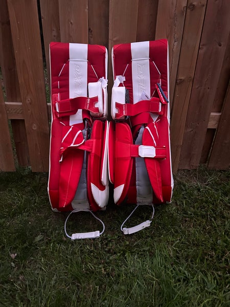 Brand New CCM EFLEX 6 All Out Custom * Want gone Send Offers ...