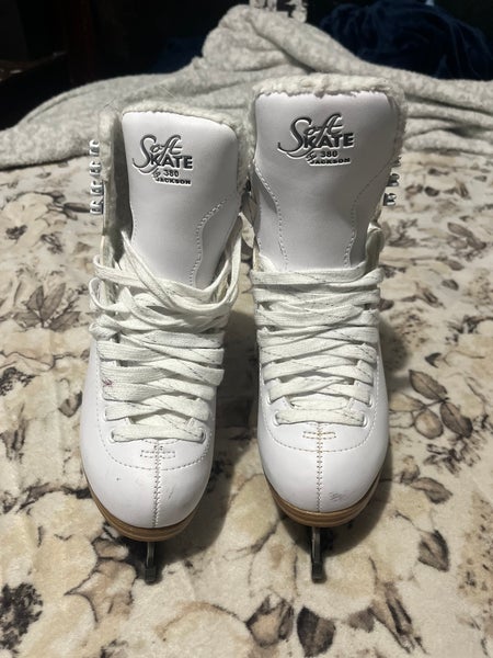 Jackson Ultima Figure Skates Adult 5 (Lightly Used) | SidelineSwap ...