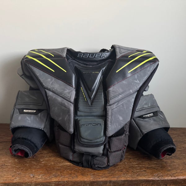 Bauer Vapor Hyperlite Senior Small Goalie Chest Protector (Used ...