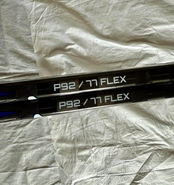 Bundle 2 X Bauer VAPOR FLYLITE Hockey Stick | 77 Flex P92 Curve ...