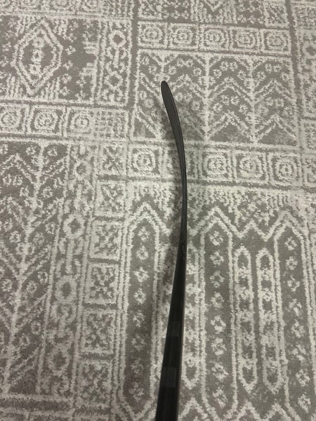 BRAND NEW Senior CCM Jetspeed FT7 Pro Right Handed Hockey Stick P29 ...