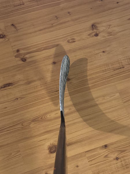 Intermediate True Hzrdus 3X4 Left Hand Hockey Stick | SidelineSwap ...