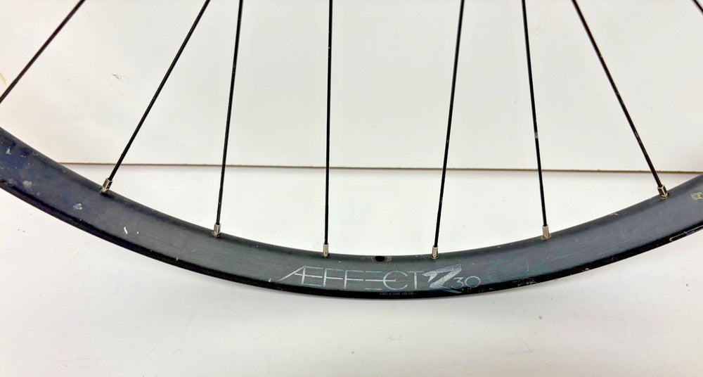 Race Face Affect R30 28-Spoke Aluminum Tubeless Thru Axle Disc 29er ...