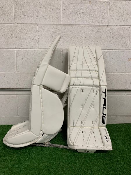 White 33" Senior True Catalyst PX5 Goalie Leg Pads Pro Stock (Used ...