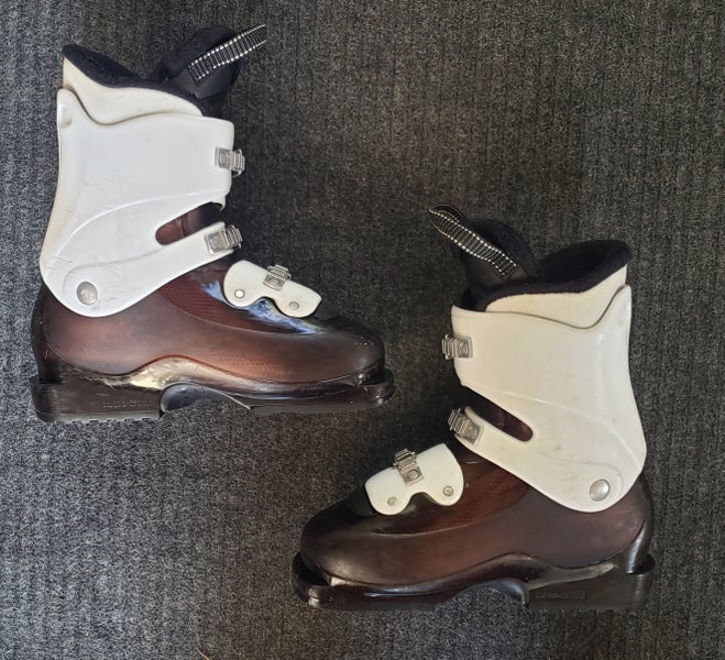 JR. GIRLS Salomon T3 Ski Boots (23.5 GIRLS YOUTH 4.5-5 ) *USED* NEW ...