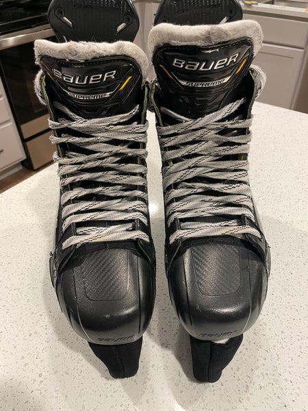 Bauer Supreme M5 Pro Hockey Skates size 10 fit 2 (lightly Used) Fly-Ti ...