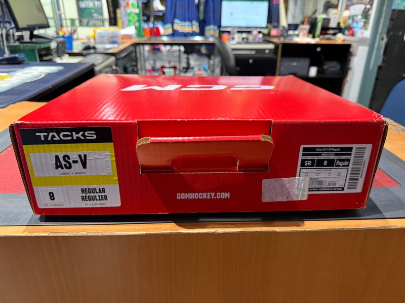 CCM Tacks AS-V Hockey Skates Size 8 Regular Width with Step Steel (New ...