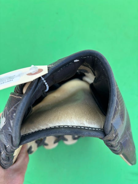 Black Rawlings REV1X RH Infield Baseball Glove 11.5" | SidelineSwap ...