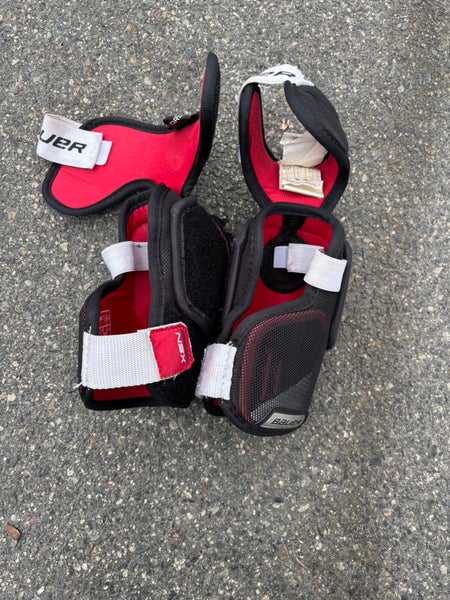 Junior Large Bauer Starter Kit w/o Shoulder Pads | SidelineSwap | Buy ...