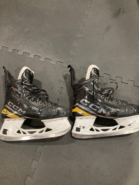 CCM JetSpeed FT6 Pro Hockey Skates Wide Width Pro Stock 7 (Used ...