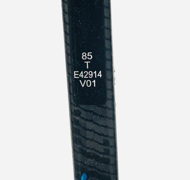 New 2 pack CCM Jetspeed FT6 Pro (blue) Pro Stock - RH, P28M, 85 Flex ...