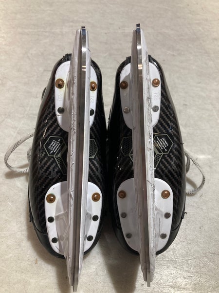 Junior True Catalyst ARC (SMU) Hockey Skates | Size 2 | SidelineSwap ...