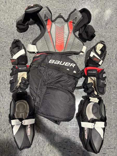 Youth Bauer Lil’Sport Starter Kit (Chest, Elbows, Gloves, Pants, Shins ...