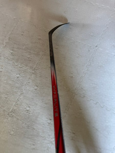 Junior Red Bauer Hyperlite 2 Left Hand Hockey Stick 40 Flex P92 (Used ...