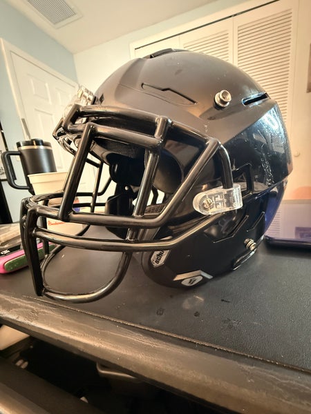 SCHUTT F7 VTD XL BLACK ADULT FOOTBALL HELMETS 4 TOTAL XL | SidelineSwap ...