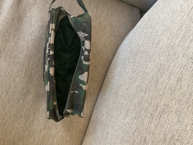 Rare Easton Army Bag | SidelineSwap | Buy and Sell on SidelineSwap