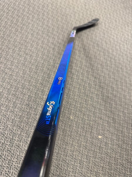Junior Blue CCM JetSpeed FT8 Pro Right Handed Hockey Stick P29+1/4 50 ...