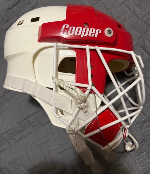 Large SK2000 Helmet (Used) | SidelineSwap | Buy and Sell on SidelineSwap