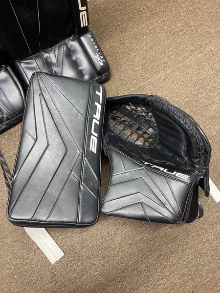 33+2 USED ONCE True 7X3 Regular Goalie Full Set | SidelineSwap | Buy ...