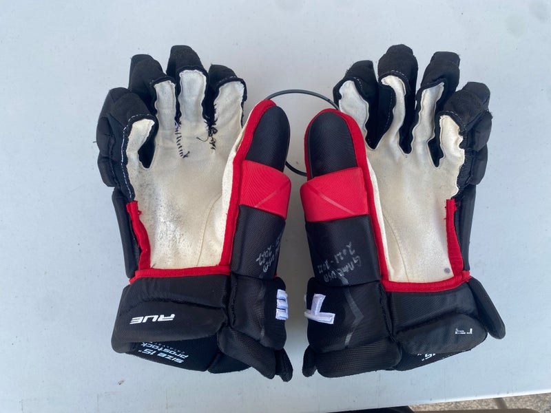 TRUE Pro Stock Catalyst 9X PRO Hockey Gloves 15" Blackhawks 8695 ...