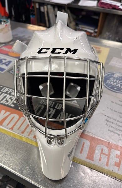 SR Small CCM GFL 1.9 GFL1.9 (Used) Small White Senior ice hockey goal ...