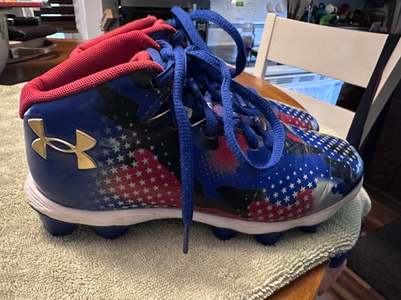 3.5Y (Big Kids / Youth) Under Armour Spotlight Franchise RM 2.0 Mid Top ...