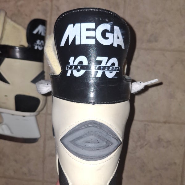 Micron Mega 1070 Hockey Skates Regular Width 8 (Used) | SidelineSwap ...